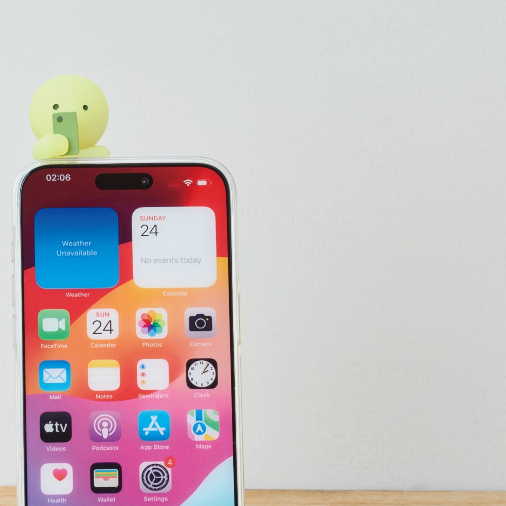 Smiski Mini Figure Blind Box - Hippers - Leo & Bella