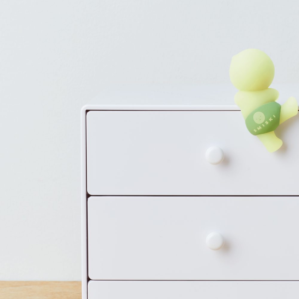 Smiski Mini Figure Blind Box - Hippers - Leo & Bella